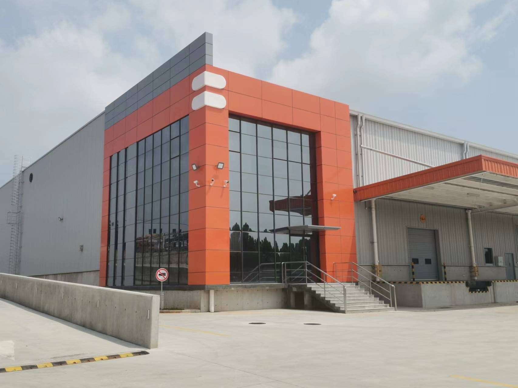 Mapletree (Luoyang) Modern Logistics Park - Mapletree
